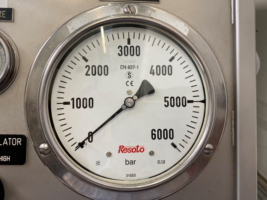 Ultra high pressure tests – 5000 bar / 72.500 psi – Test Facilities